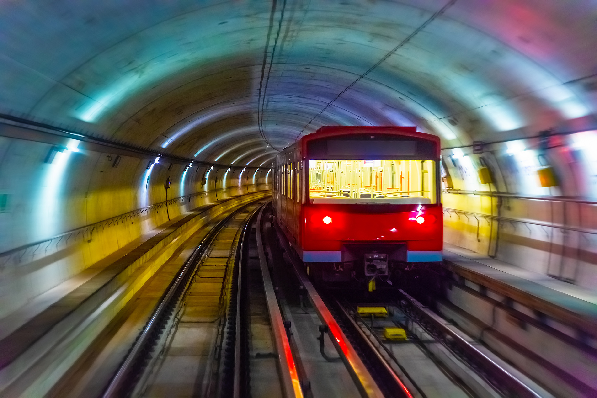 Railway Communication Systems | Integrated Wireless Innovations